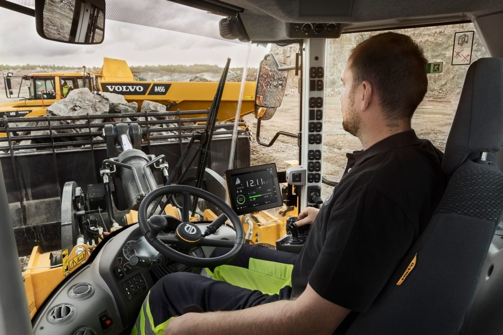 Conectividad: Caretrack | Volvo Trucks Perú